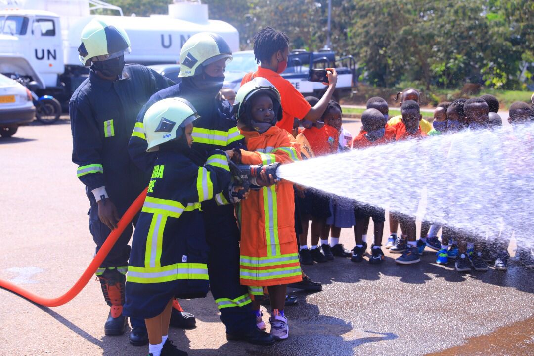 RNP teaches children on fire safety